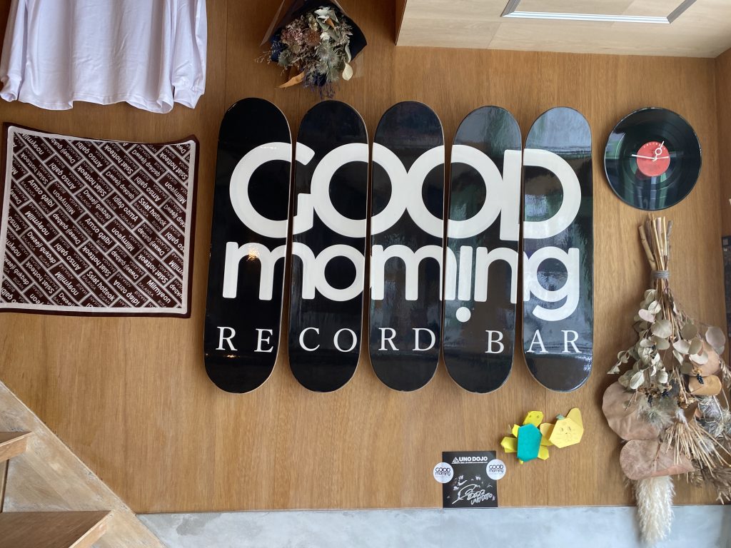 【Good morning Record BAR】レコードに囲まれた新しい韓国カフェスタイル【京都河原町】